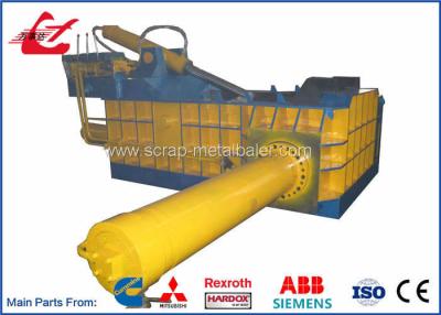 China Metal Recycling Scrap Baler Machine 250Ton Side Push Out Bailing Press PLC Control for sale