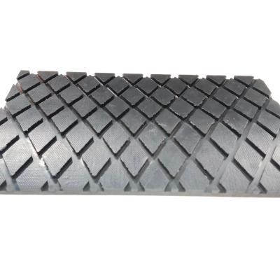China Black Rubber Pulley Lagging 100mm - 2000mm Width Diamond Pulley Lagging for sale