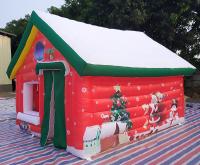 China Custom Inflatable Christmas Cottage 4x3x3m Nylon Oxford Fabric Holiday House for sale