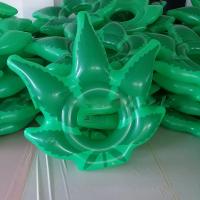 China Custom Green Leaf Inflatable Swimming Float 64x64 Inch 0.25mm PVC Pool Party for sale