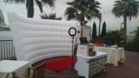 China LED Lighting Inflatable Background Wall 3x1.5x2.3m for Wedding Events for sale