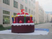 China factory customized giant inflatable birthday cake model for advertising party for sale