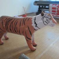 China Custom PVC Inflatable Tiger Model 1.5m Long for Advertising Promotion Party Decoration for sale