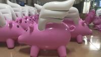 China Custom Cartoon Toy PVC Inflatable Pink Pig Model 2ft Long for Party Promotion for sale