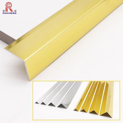 China 4500mm Right Angle Aluminium Profile TUV Certification Mill Finished for sale