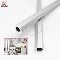 China Extrusion Aluminium Handle Profile T8 Temper 5.8m Length Electrophoresis for sale