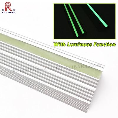 China Modern Ceramic Stairs Aluminium Step Edge 6061 / 6063 L Shape Decoration for sale