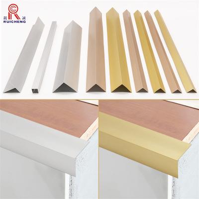 China Extruded Aluminium Angle Profile Grade 6061 T6 Temper V Shape for sale