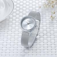 China Popular Round Alloy Quartz Watch Water Resistant With Analog Dial Display for sale