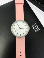 China 2019 new design charm quartz wristwatches with silicone band  hand watch for girl child gift for sale
