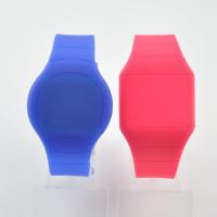 China Ladies And Mens Thin Silicone Watch Various Color For Giveaway Gift for sale