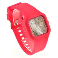 China Red Color Silicone Square Watch Water Resistant With Quartz Movement for sale
