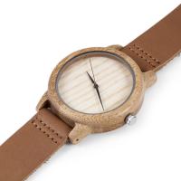 China Hand Craft Maple Wood Case Quartz Mens Watch With Genuine Leather for sale