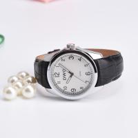 China Quartz Waterproof 3ATM DWG Minimalist Leather Watch for sale