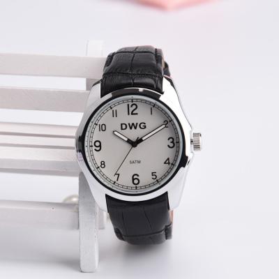 China Quartz Waterproof 3ATM DWG Minimalist Leather Watch for sale