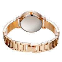 China IP Rose Gold Womens Fashion Watch Alloy Ladies Classic Quartz Watch for sale