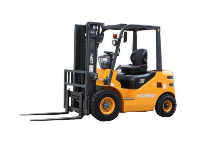 China 2.0 Ton Diesel Forklift Truck 50 - 100L Fuel Tank Heavy Duty Rough Terrain for sale