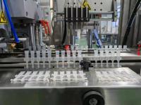 China PE 10ml Filling Ultrasonic Tube Sealer Auto Sealing Trimming 2.6KW for sale