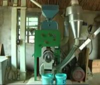 China 1900-2100kg/H LNT200 Rice Polishing Machine With Spare Parts for sale