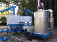 China Small Capacity Mobile Grain Dryer for Corn Maize Batch Drying on the Moveable Farm for sale