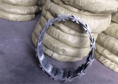 China Hot Dipped Galvanized Razor Barbed Wire Bto-22 Flat Wrap Blade Mesh for sale