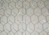 China 0.42mm Galvanized 1.2m High Chicken Wire Mesh Fence For Rabbits Cage for sale