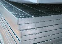 China Anti Slip Hot Dipped Galvanized Serrated Bar Steel Grating 8x8mm for sale