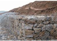 China Heavy Zinc Hexagon Gabion Mesh Baskets 2.8mm Stone Filled Wire Mesh Wall for sale