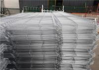 China Triangle Bending 3.0mm Weld Mesh Fence Panels Outdoor Garden 3d Curved for sale