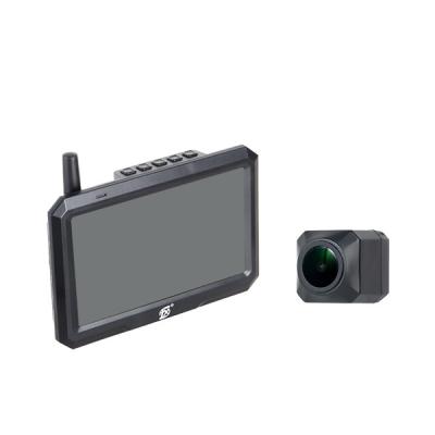 China IP68 Waterproof Rear View Camera 5 Inch Color Screen Super Signal System for sale