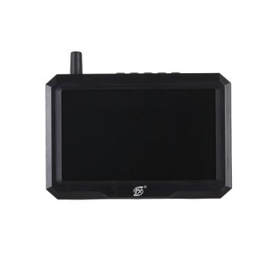 China 5 Inch Color IP68 HD Wireless Monitor Rearview Camera Systems for sale