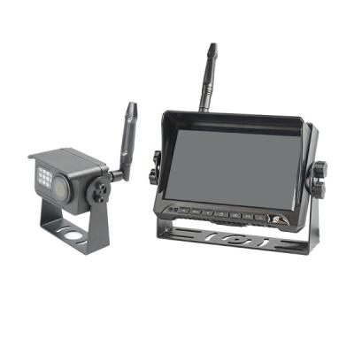 China Fixing Bracket IP69K Wireless HD Reverse Camera 7 Inch Monitor for sale