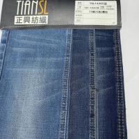 China Dark Indigo Cotton Raw Material Slub Denim Fabric Shrink Resistant for sale
