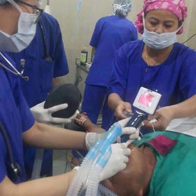 China 60 Degree Intubation Video Laryngoscope , Anesthesia Video Laryngoscope IPX7 Waterproof for sale