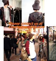 China Custom Pom Pom Knitted Beanie Winter Hat Unisex 88g Woolen Cotton Cap Solid Color for sale