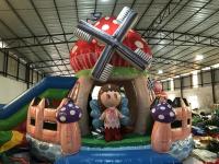 China Big Inflatable Mushroom Jumping House With Slide 7-15 Children Capacity for sale