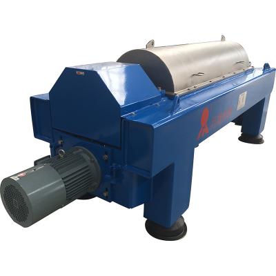 China 2 Phase Horizontal Decanter Centrifuge Equipment Sludge Dehydration for sale