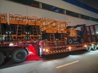 China Man Boom Lift Skyboom SSL-12HD Electrical Scissor Boom Lift 12m Working Height for sale