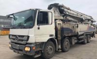 China White Used Zoomlion Concrete Pump Truck 52m 4 Axles Euro3 14.256L for sale