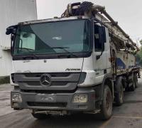 China Used Zoomlion Model 2013 56m Concrete Pump Truck With Mercedes Benz Chassis for sale