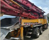 China 12Mpa Used Concrete Pump Trucks Euro4 46m 4 Section Vertical Reach for sale