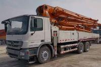China Zoomlion 47m Used Concrete Pump Truck With Mercedes Benz 3341 2013 Model for sale