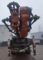China Zoomlion 63M Used Concrete Pump Truck With Scania Chassis With Model 2013 for sale