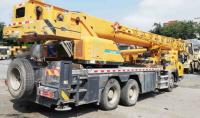 China 2nd hand Crane XCMG 25 Ton , used truck mounted cranes 21m Turning Diameter for sale
