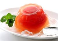 China Food Grade Halal Food Gelatin 200 Bloom Powder Fish Gelatin In Candy for sale