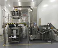 China ISO9001 50Bpm Auto Weighing Filling And Sealing Machine For Fish Skin Peanuts for sale