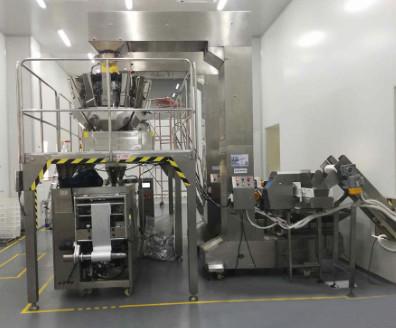 China 2.5L 1.5KW Auto Weighing Filling And Sealing Machine For Pharmaceutics for sale