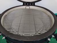 China Ceramic Kamado Grill 21.5 Inch Charcoal BBQ with Bamboo Shelves and Handle for sale