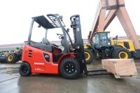 China CPCD25 40KW 2.5 T Diesel Forklift Truck 1650mm Wheel base 40kw 2650rpm for sale
