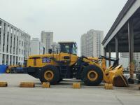 China Changlin ZL80H Wheeled Loader 216KW 7.5T 4.3M3 With Cummins Diesel Engine for sale